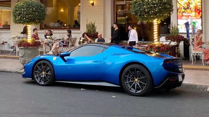 Second convertible Ferrari 296 GTS supercar arrives in Vietnam ...