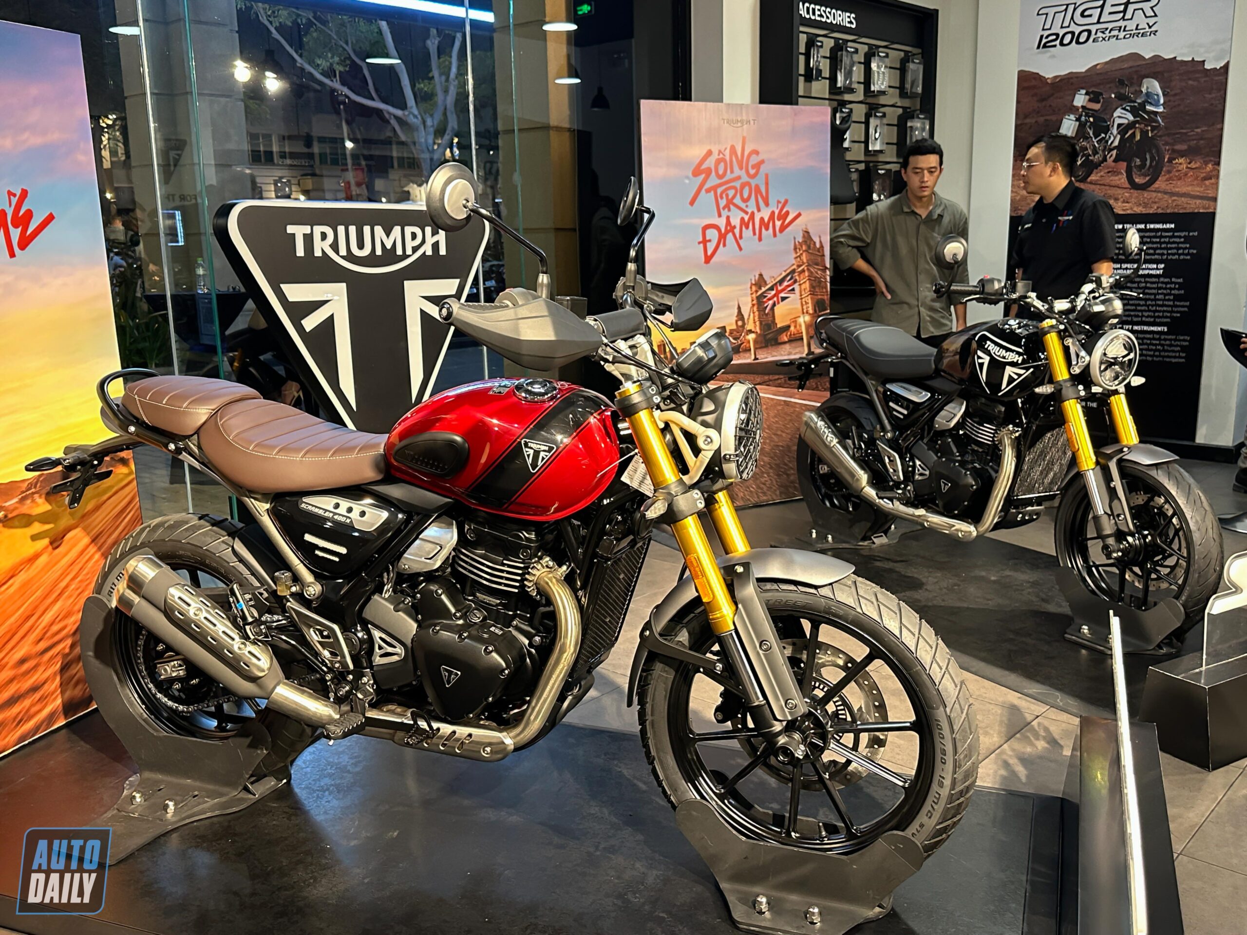 Triumph Speed 400 and Scrambler 400 X officially launched in Vietnam ...