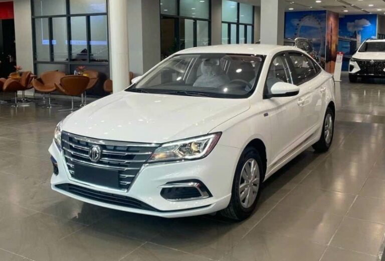 MG Vietnam Sells 6,037 Units in H1 2024: MG5 MT Leads the Pack - vnauto.net