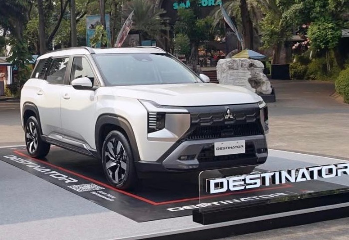 Mitsubishi Destinator HEV Unveiled: 1.6L Full Hybrid Engine, Launch ...